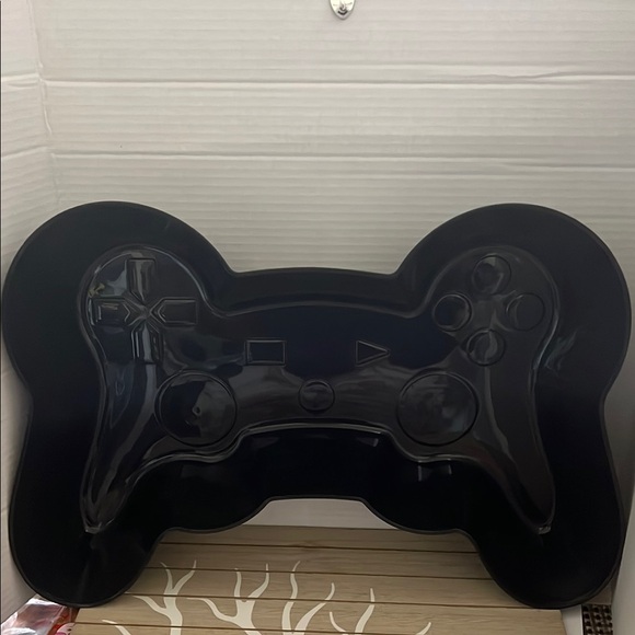 Hobby Lobby | Dining | New Game Controller Shaped Black Serving Tray ...